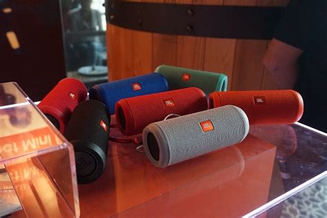 Jbl Boyong Enam Bluetooth Speaker Ke Indonesia