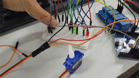 아두이노 중급 2 릴레이모듈을 이용하여 와이퍼 제작 Youtube