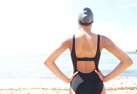 Will A Swim Cap Keep Hair Dry Silicone Vs Lycra Vs Latex