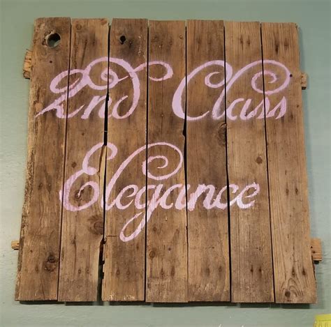 2nd Class Elegance Look At Thatwould You Just Look At That