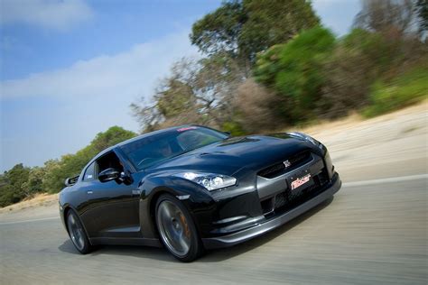 Motor Archive 2008 Nissan R32 V R33 V R34 V R35 Gt R
