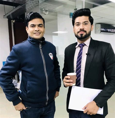 Malik Ali Raza On Linkedin Malikaliraza Newsanchor Anchorperson Bolnews Abnnews Islamabad…