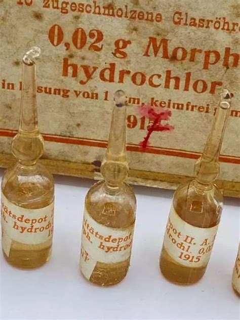 Ww1 German 1915 Dated Un Issued Morphine Hypodermic Ampoules And Box In