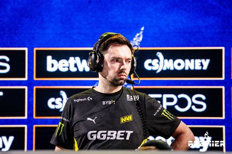 One Navi Cs Go Pro Is Clearly Not On The Same Level As His Teammates According To Coach