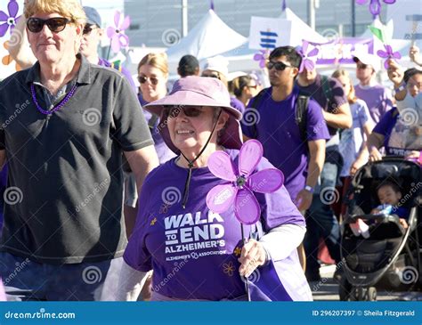 Participants In The Annual Walk To End Alzheimers In San Francisco Ca