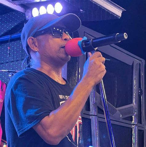 รีวิวกีตาร์แฮนด์เมด Ns Handmade Nasornคอร์สกีตาร์ออนไลน์ Facebook