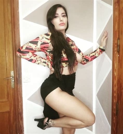 This Bitch Looks Like Pornstar Olivertf