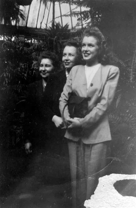 Norma Jeane With Her Half Sister Berniece Miracle And Bebe Goddard