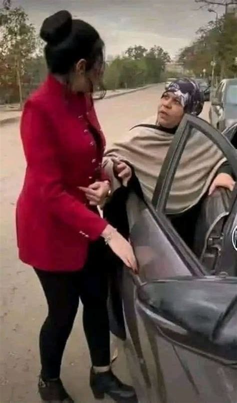 الجلوس في الكرسي الأمامي من حق Les Tunisens A Létranger