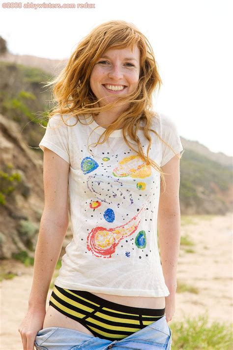 Freckled Redhead Noelle Smiling Scrolller Freckled Redhead Noelle Smiling Scrolller