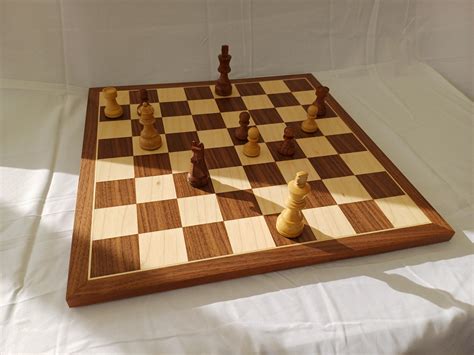 Walnut Chess Board 16 With 1 75 Squares Chessbaron Chess Sets Usa