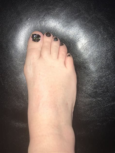 Goth Girl Fun With Feet