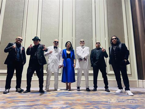 Хайрын дууч Үүрээ эргэн ирлээ