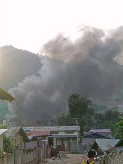 Breaking News လားရှိုးမြို့ရှိ Denko ဆီဆိုင်၌ ပေါက်ကွဲမှုဖြစ်စဉ်နှင့်အတူ မီးလောင်မှုဖြစ်ပ