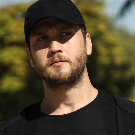 Mostafa 77mostafa99 • Threads Say More