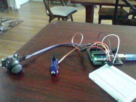 how to control a servo with a joystick