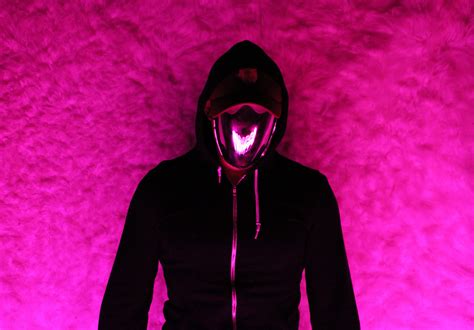 Tobacco Releases Pulsating New Song Got Wet In The Bomb Shelter