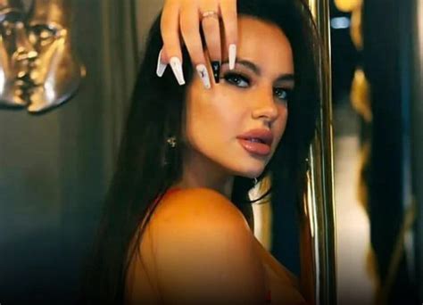 Female Prison Officer Filmed Having Sex With Inmate Identified The