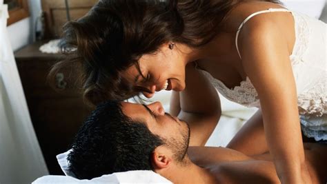 How To Maintain A No Strings Attached Romance Maxim