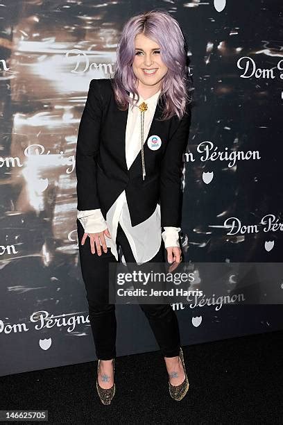 Kelly Lynch Cocktail Photos And Premium High Res Pictures Getty Images