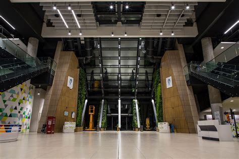 استخدام در باغ کتاب تهران فرصت های شغلی باغ کتاب