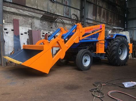 700 Kg Iron Tractor Loader At ₹ 450000 In Bhavnagar Id 2852519057088