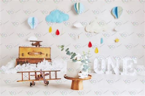 بک دراپ تولد یک سالگی تم پرواز کد 221 عکس گراف