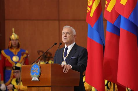 “Чингис хаан” тэргүүн зэргийн одонт Академич Д Доржготов Жак Уэтерфорд нар талархал илэрхийлэв