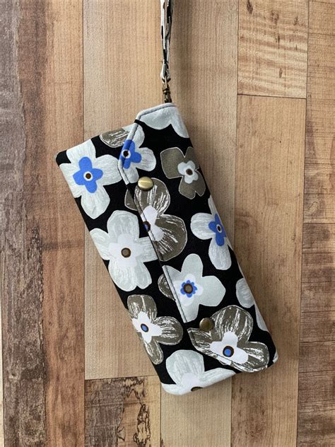 Unique Wallet Cum Cardholders Women S Fashion Bags Wallets Wallets Card Holders On Carousell