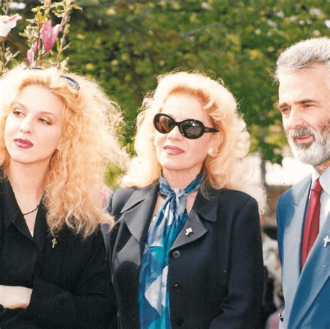 Letnja Priča Ivane Mihić Za Dnevni List Politika