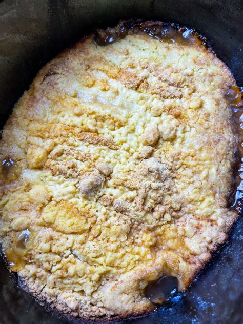 Crock Pot Peach Cobbler