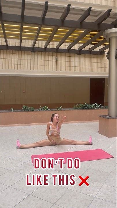 Middle Split Tutorial Stretching Tips Flexibility Youtube