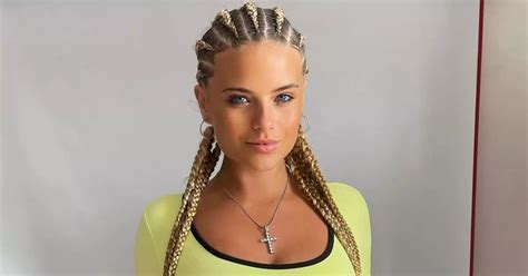 Page Model Apollonia Llewellyn Tries Braless Trend And Drives Fans Wild Daily Star