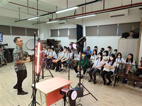 Kuliah Full Online S1 Manajemen And S1 Informatika Universitas Ciputra Jakarta