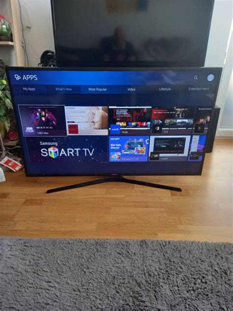 Samsung 50 4K UHD Smart TV UE50KU6072U