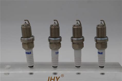 China 4589 IFR6A11 Iridium-Platinum Spark Plug Manufacturers, Suppliers ...