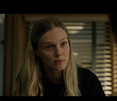 Pin By Phoenix Redlegs On Tracy Spiridakos Tracy Spiridakos Tracy