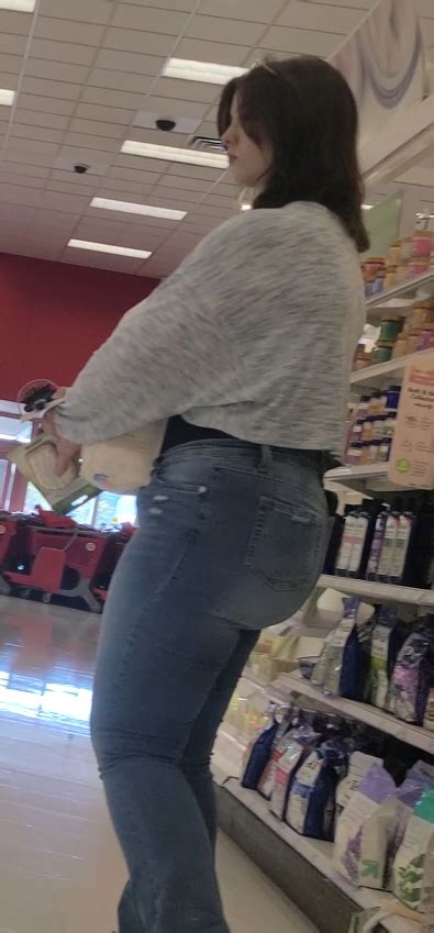 Innocent Teen Mega Pawg Unreal Natural Ass Praying I See Her Again