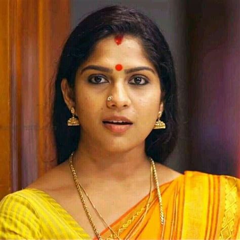 அழகிய அண்ணி Facebook