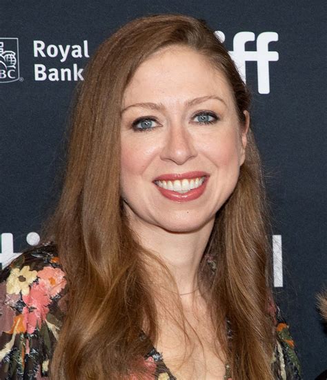 Chelsea Clinton Dadpodcast Surveys Hyatt