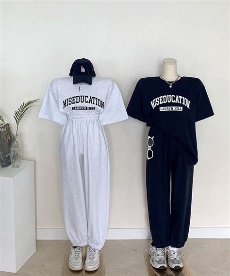 세트 레터링 반팔 조거팬츠 트레이닝 Set 투피스조거세트트레이닝복꾸안꾸마실룩집앞패션여름트레이닝반팔세트 에이블리