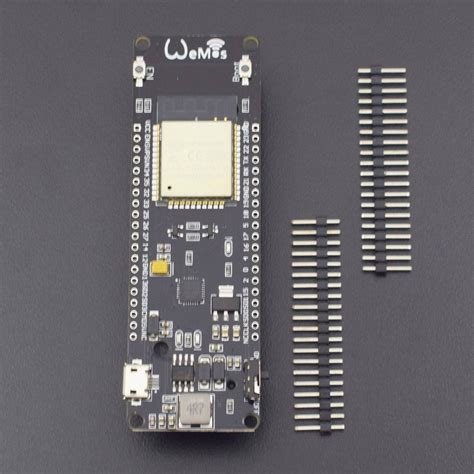 esp32 wifi bluetooth dual mode module with 18650 rees52