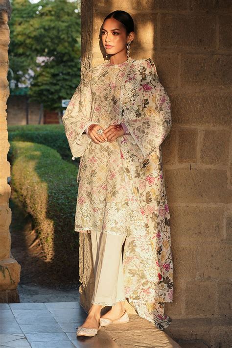 Lily Lux 3 Pc Printed Lawn Suit