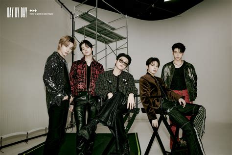 Tomorrow X Together 2023 Seasons Greetings Preview Photos 2