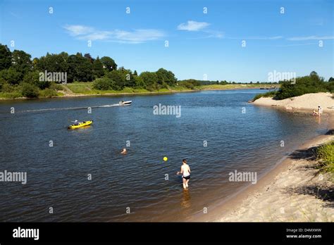 Achim Deutschland Auf Der Weser Strand Stockfotografie Alamy