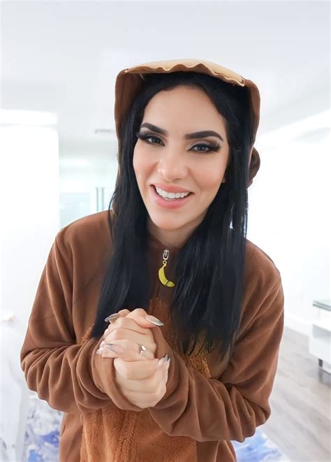 320 Ideas De Kimberly Loaiza Kimberly Loaiza Famosas Guapas Kim Loaiza