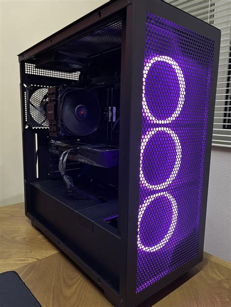 Hp 27h Full Hd Monitor Diagonal Ips Panel And 75hz Refresh Rate Smooth Screen 3 Sided