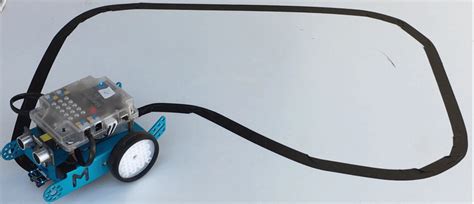 Mbot Robot Following A Line With A Reconfigurable Computing Brain Download Scientific Diagram