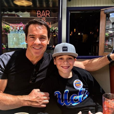 Jay Pickett Dead ‘general Hospital Alum Dies On Movie Set Us Weekly