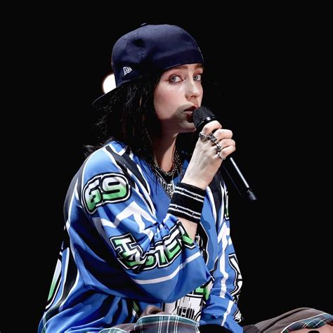 Billie Eilish Concertgoer Ejected After Grabbing Singer At Miami Show